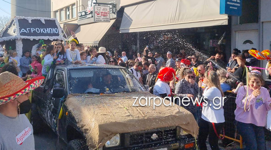 Σε αποκριάτικους ρυθμούς τα Χανιά: Με πολύ κόσμο και το κέφι στα ύψη ...