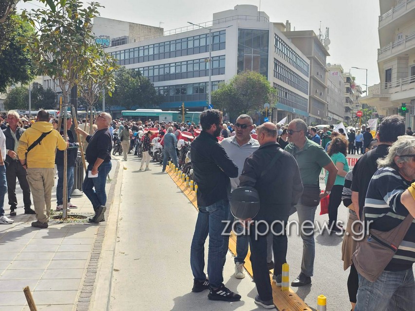 «Μας αντιμετωπίζουν σαν ζητιάνους – Θέλουμε πίσω τις ζωές μας» Με ...