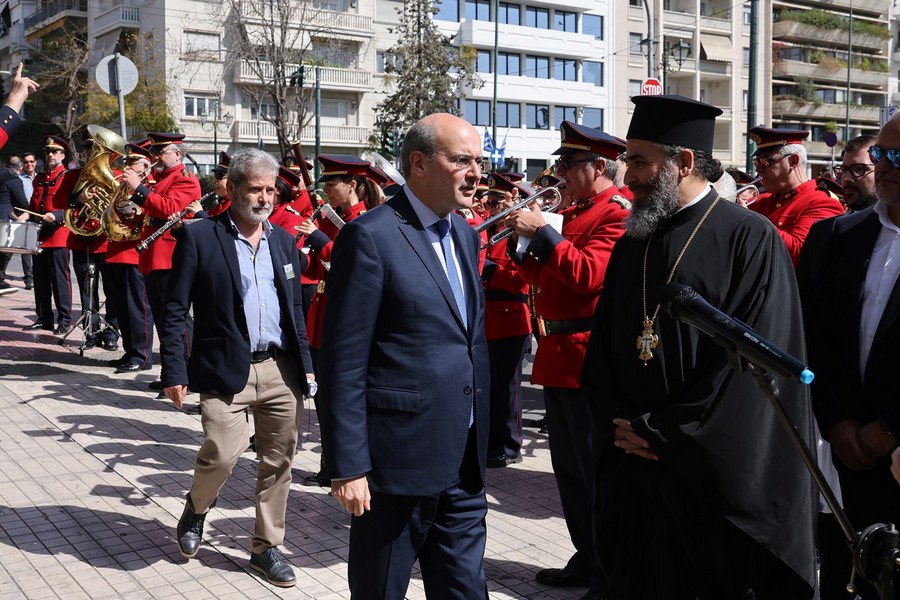 Κρήτη | Συγκίνηση και μνήμη – Διακόσια χρόνια από το Ολοκαύτωμα του ...