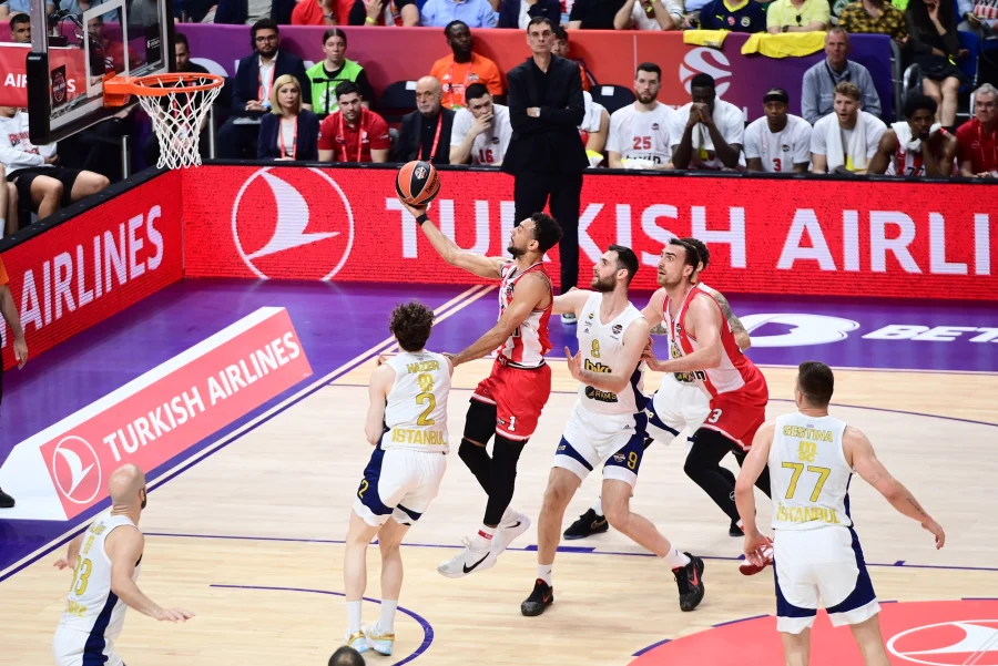 Final 4 Euroleague: Τρίτος ο Ολυμπιακός – «Γλυκιά» νίκη επί της ...