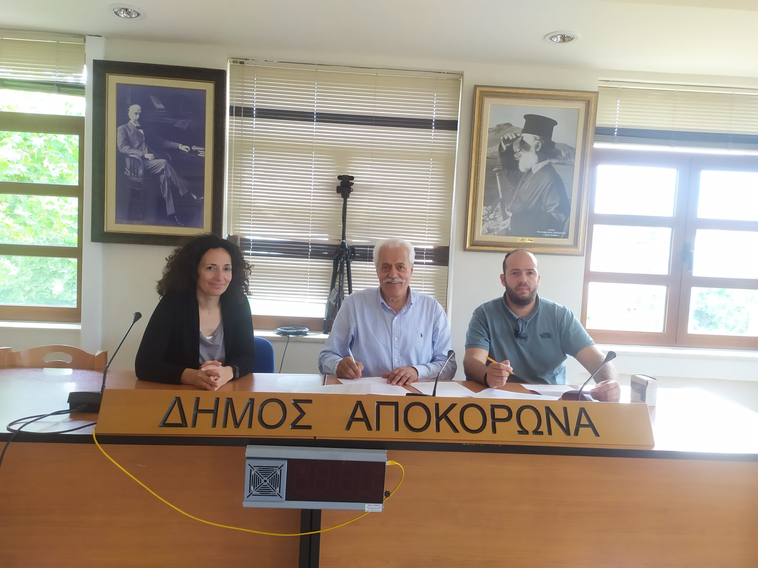 Χανιά | Έπεσαν οι υπογραφές για την ανακαίνηση των ΚΕΠ του Αποκόρωνα ...