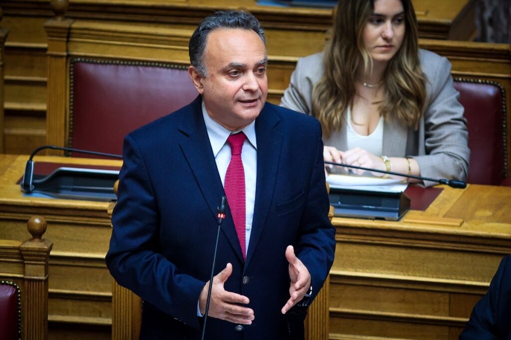 «Λυπάμαι που δεν ψήφισα τον γάμο ομοφύλων» – Τα πρώτα «καρφιά» για τον ...