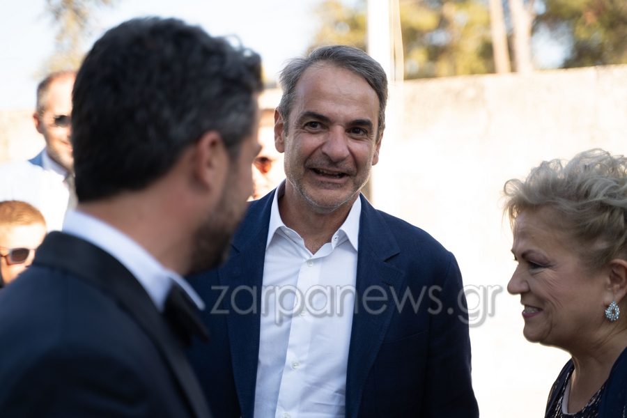 Κυριάκος Μητσοτάκης: Με τη σύζυγό του Μαρέβα και τον γιο του ...