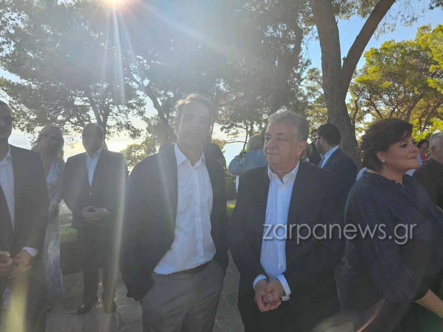 Κυριάκος Μητσοτάκης: Με τη σύζυγό του Μαρέβα και τον γιο του ...
