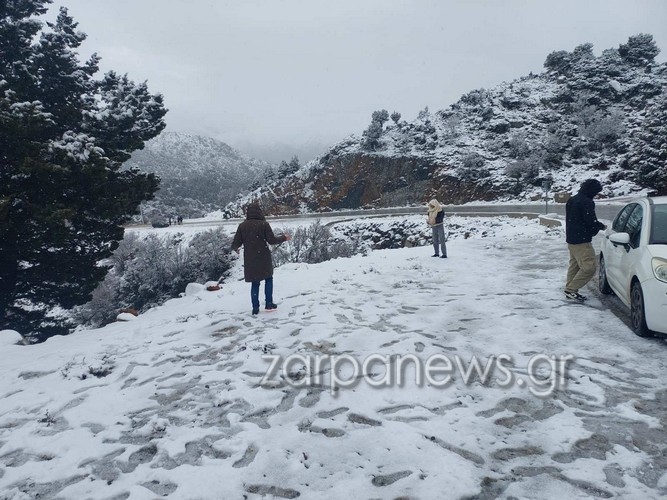 Xανιά | Χιονίζει στον Ομαλό – Προσοχή στους εκδρομείς | Video ...