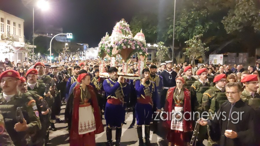 Χανιά | Ω γλυκύ μου έαρ… – Με κατάνυξη η περιφορά του Επιταφίου στη ...