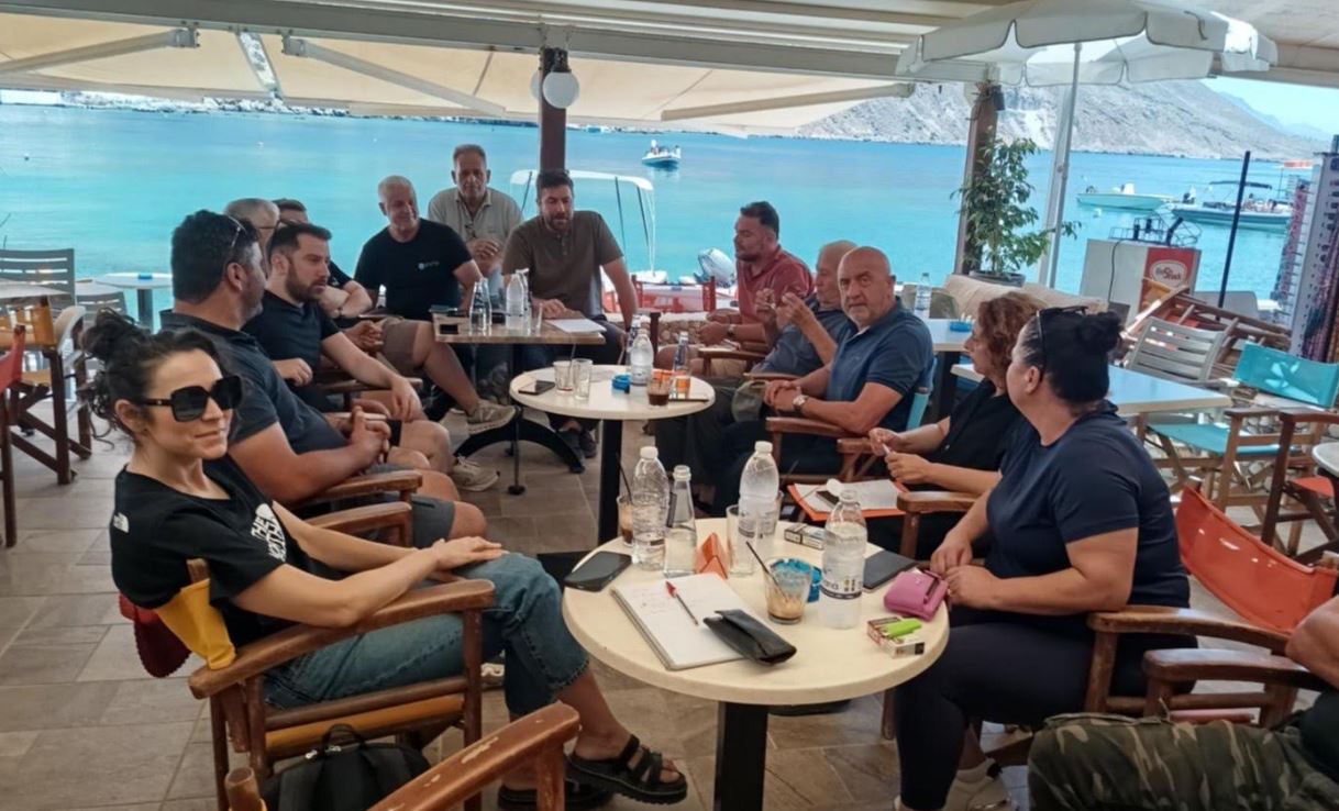 Επίσκεψη Δημάρχου Σφακίων στο Λουτρό | zarpanews.gr