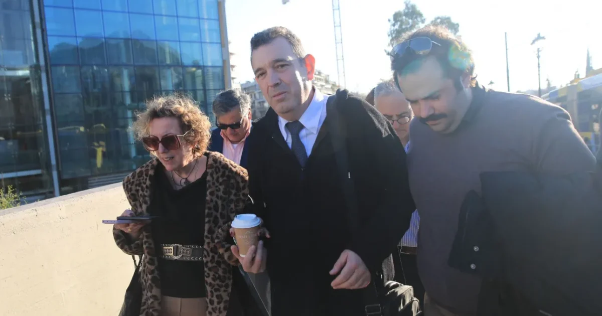 Η Βουλή αποφάσισε την άρση ασυλίας του Νικου Παπαδόπουλου για την ...