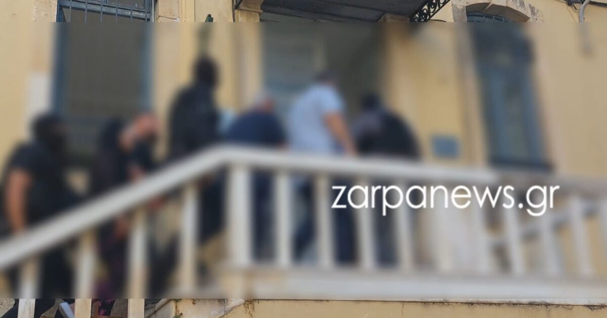 “Μη φοβάσαι τίποτα, γίγαντα, σ’αγαπάμε” – Με χαμόγελα και ...
