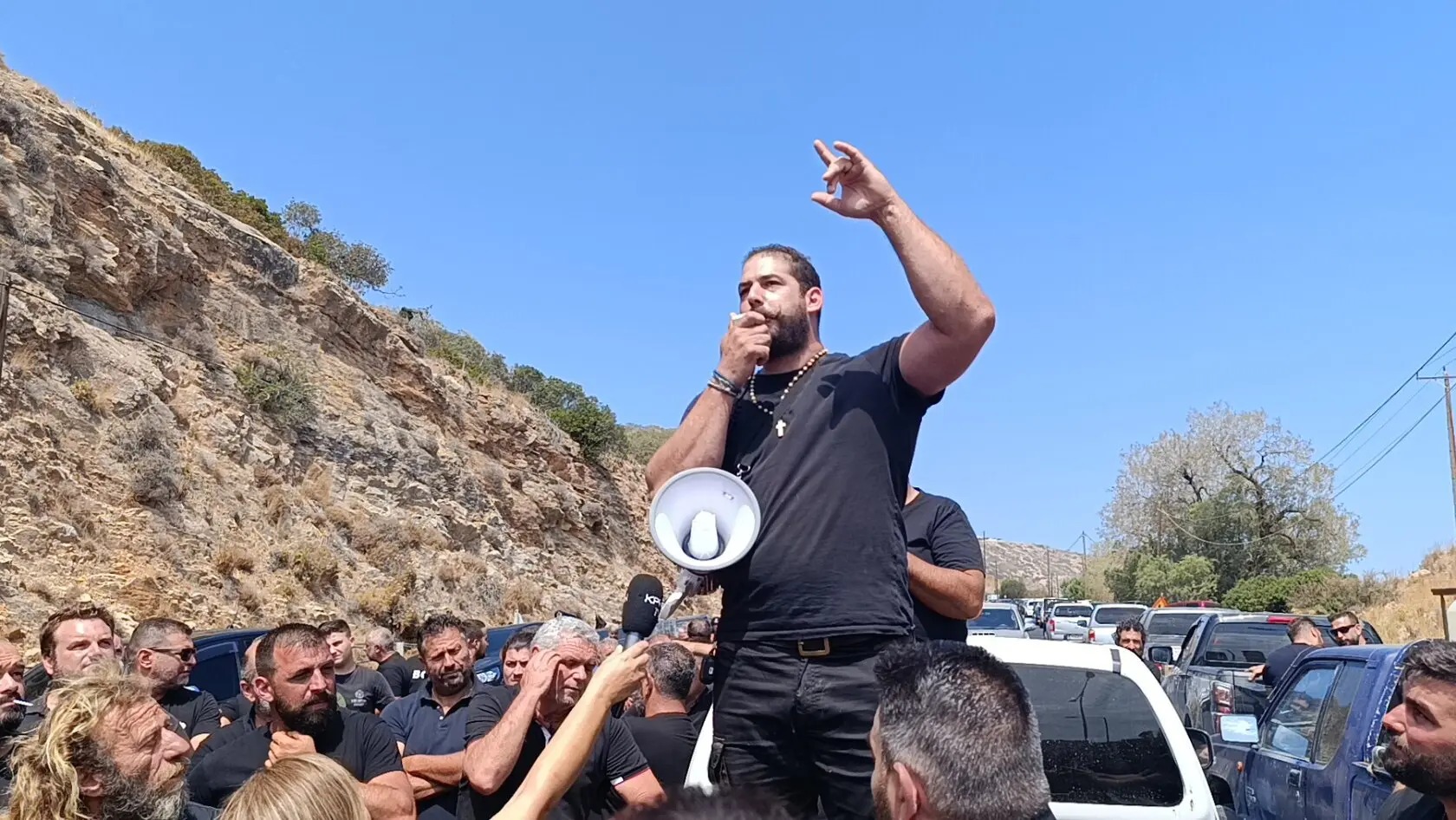 Κρήτη | “Ζητάμε συγγνώμη από τον κόσμο, κάνουμε αγώνα επιβίωσης και ...