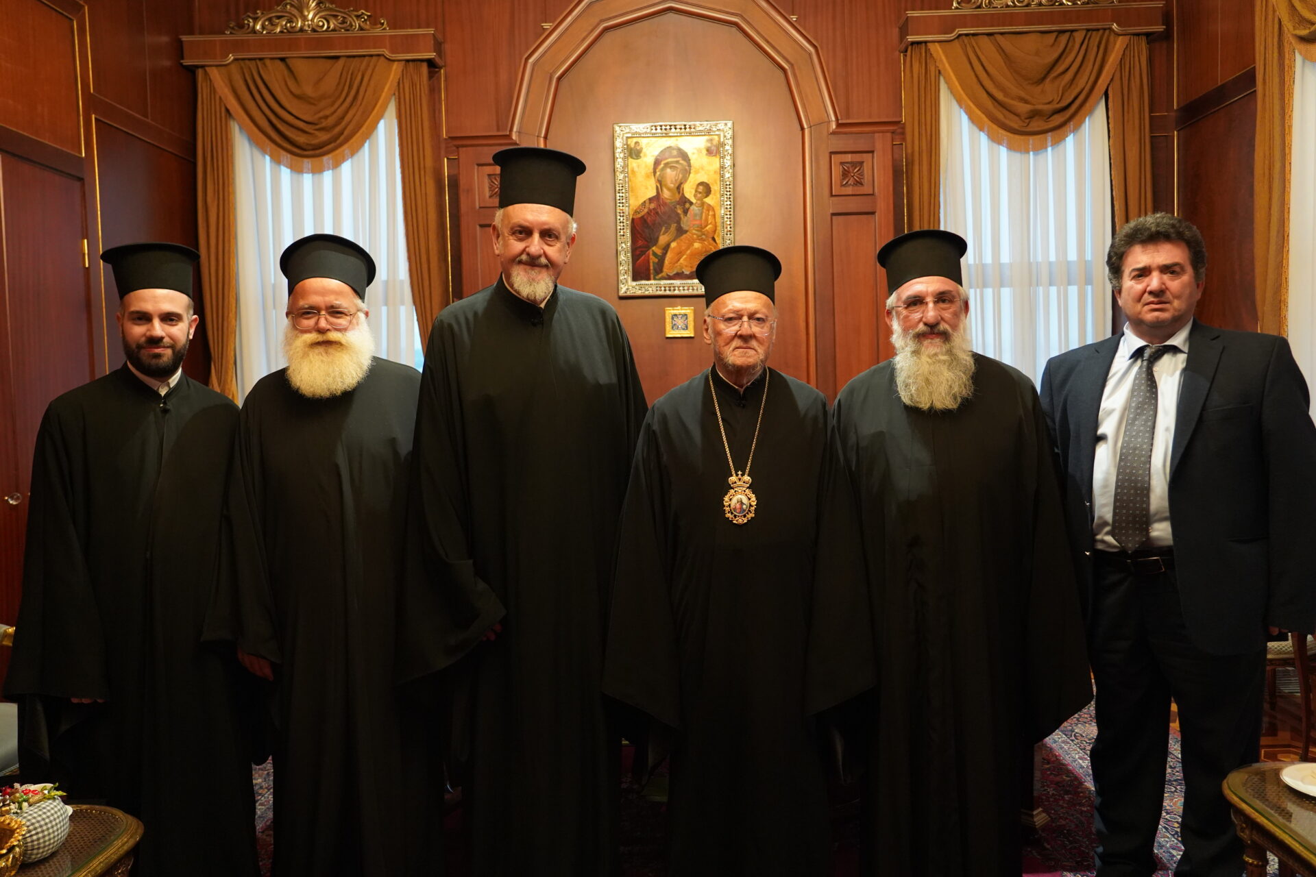 Ολοκληρώθηκε η συναντηση της Αντιπρσωπείας της Εκκλησίας της Κρήτης με ...